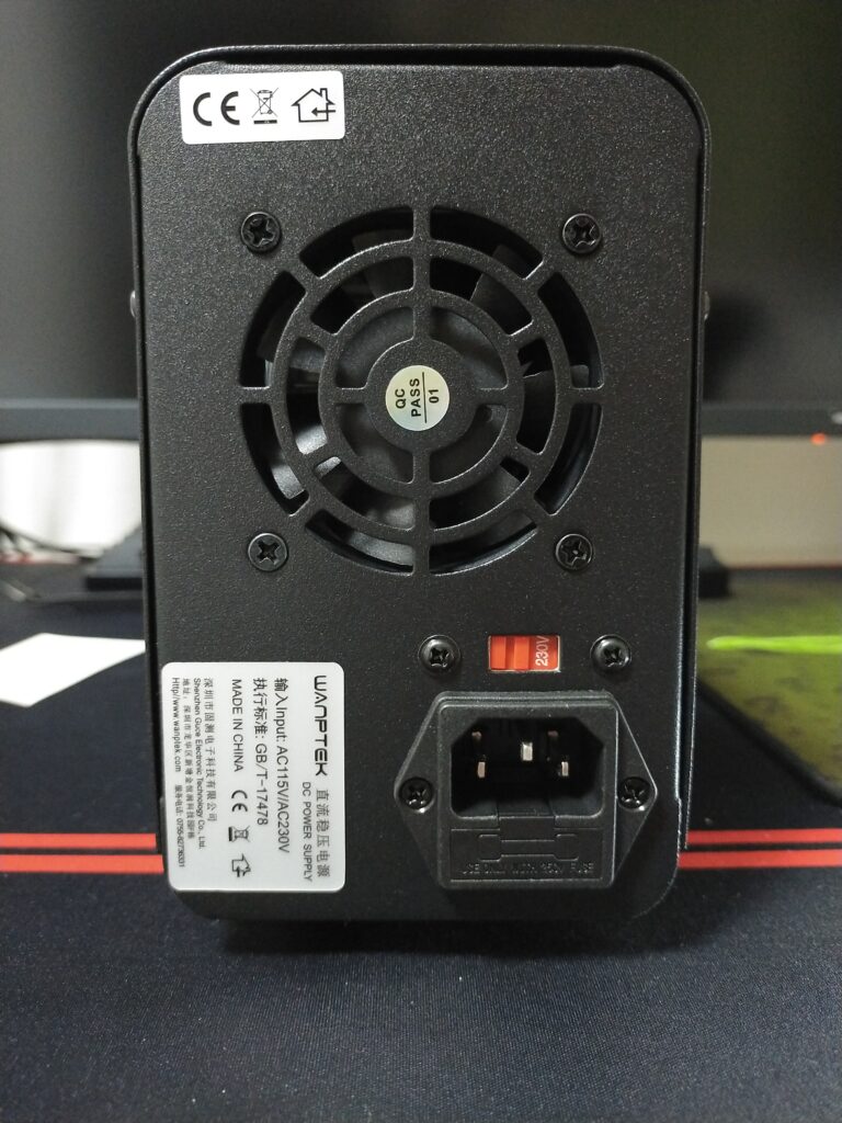 電子工作に必須⁉直流安定化電源WANPTEK製WPS3010Hを勝手にレビュー - DIY電子工作